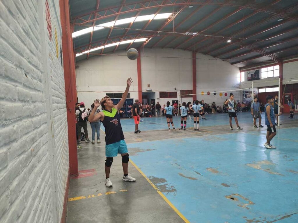 Inicia el Torneo de Voleibol Varonil del Club Miz-Uno con la ...