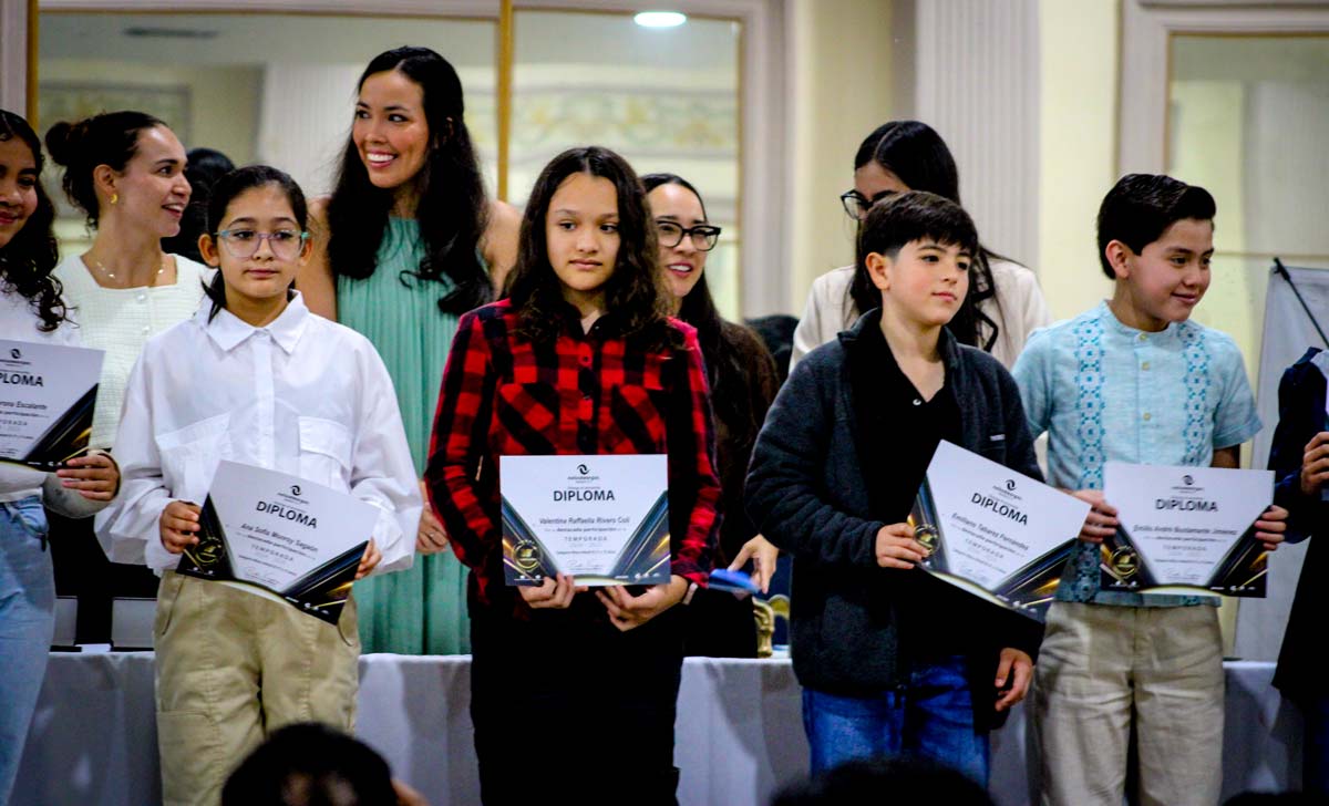 Premian a lo más destacado de la Natación de la ANV Aguascalientes 2025 ...